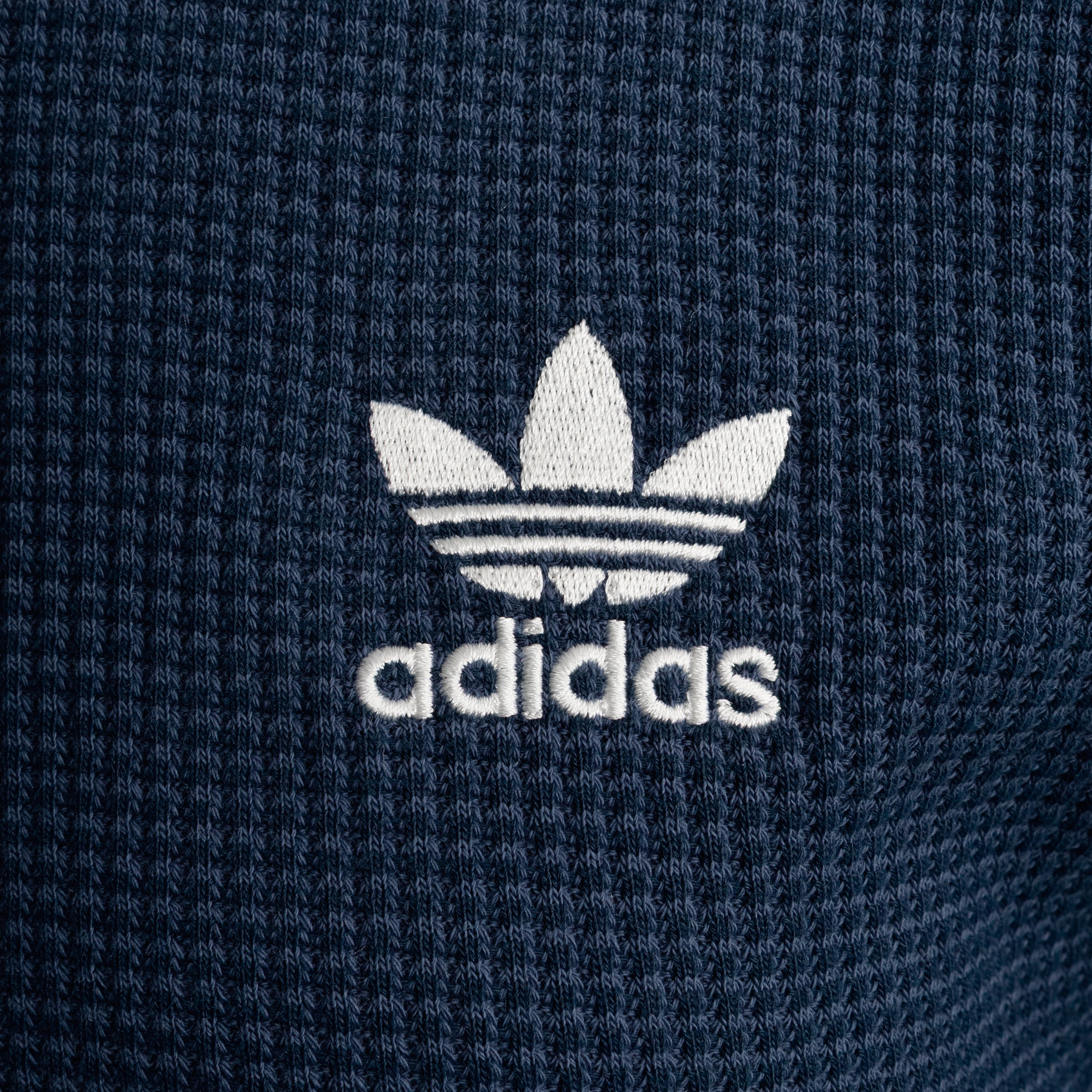 아디다스(ADIDAS) 크롭 트랙 탑 KC2646 - 사이즈 & 후기 | 무신사