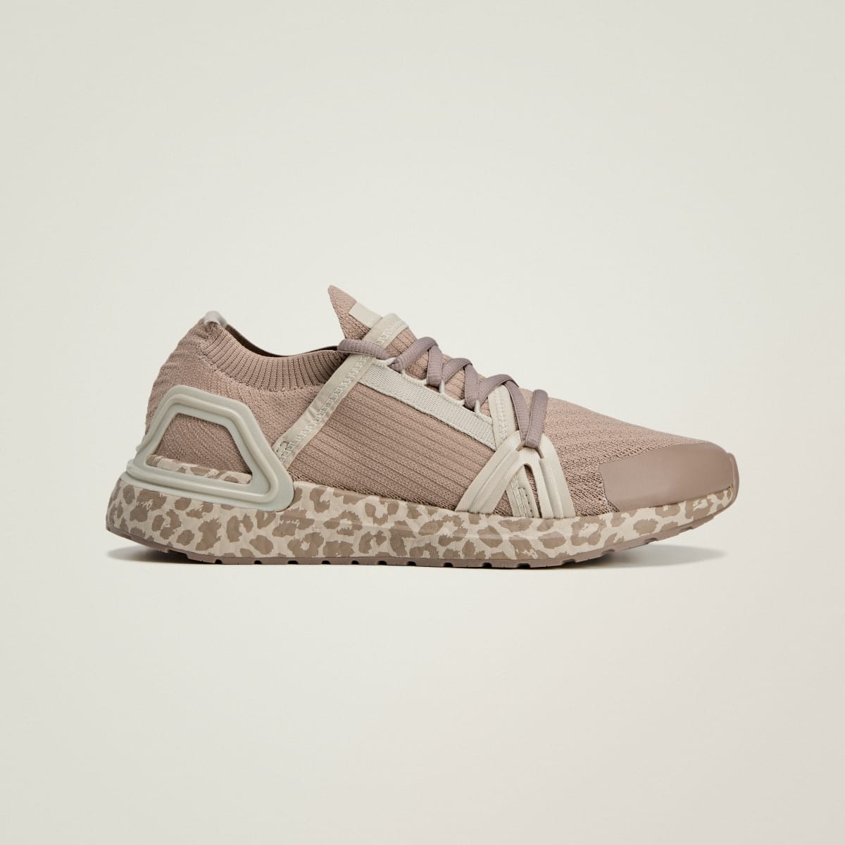 Кросівки adidas by Stella McCartney Ultraboost DNA Sportswear JR2189 ...